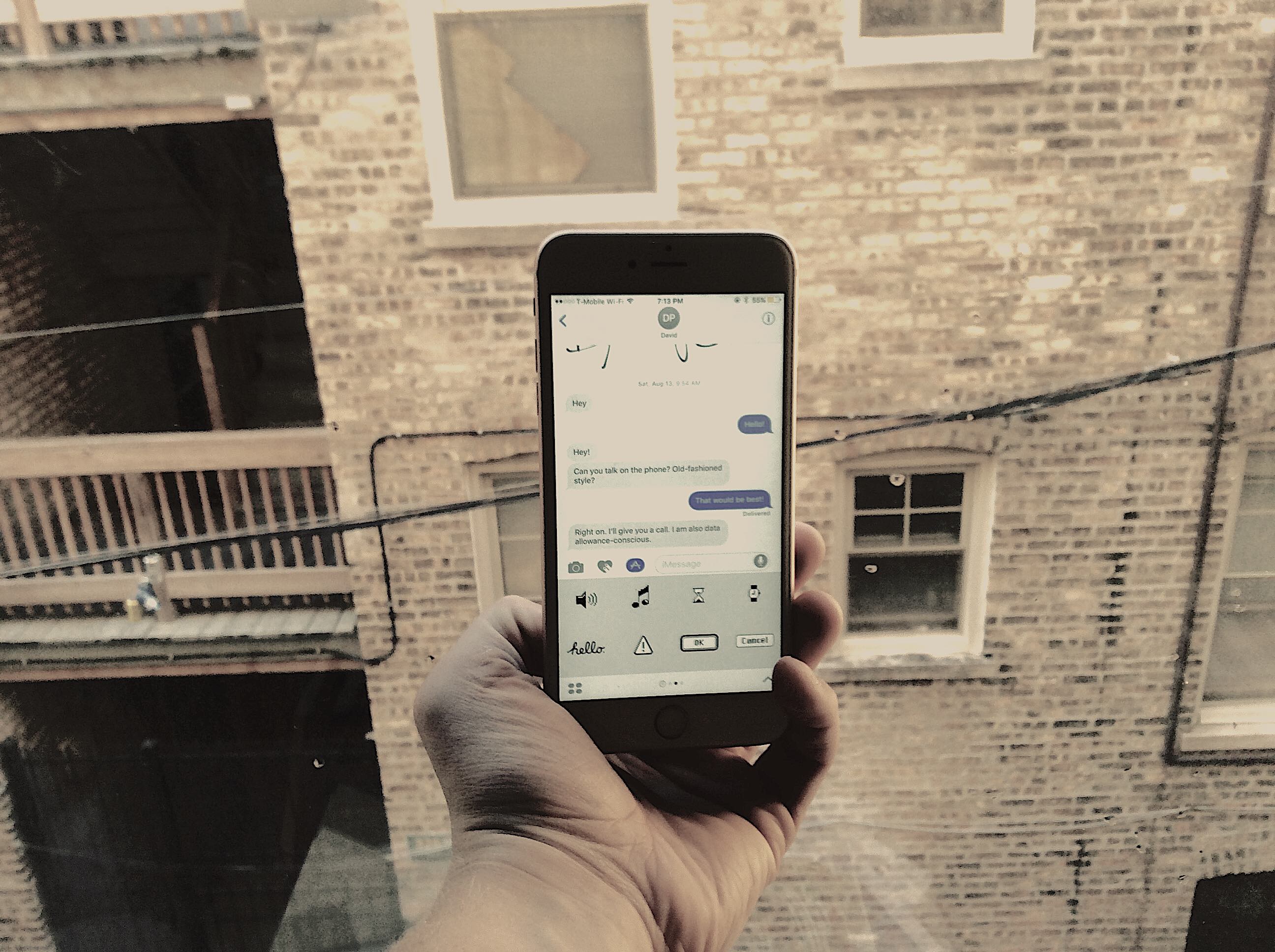 How Do I Use Apps Inside Messages On My iPhone? The iOS 10 Guide.