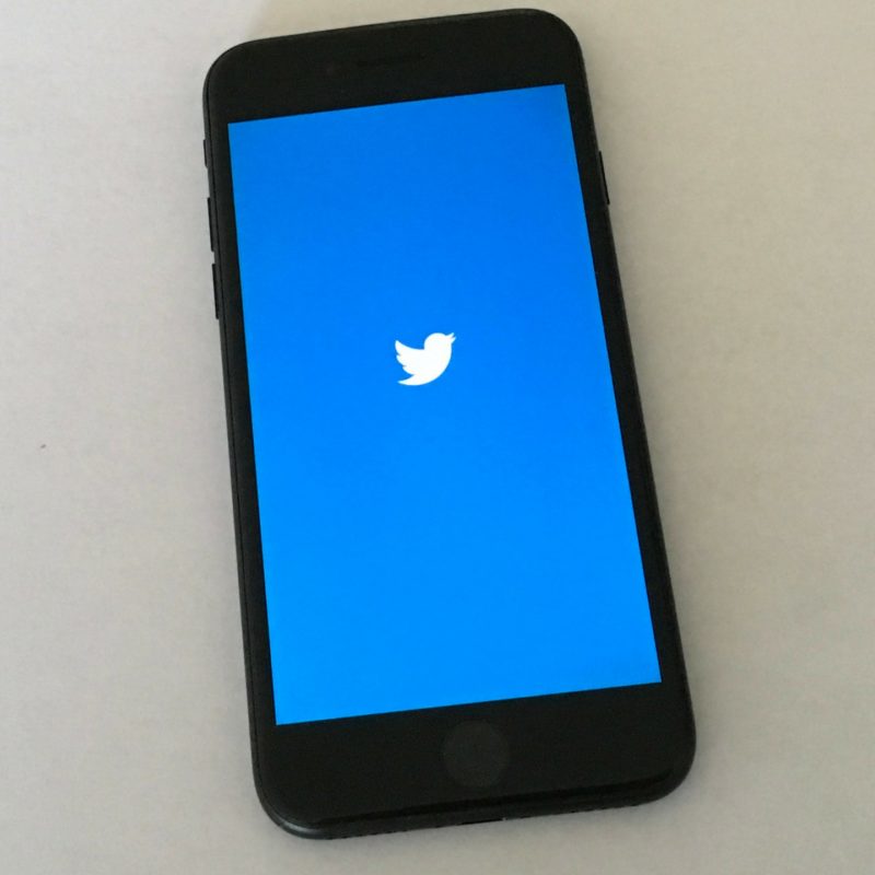 Twitter Not Working On Your iPhone? Here's The Real Fix!